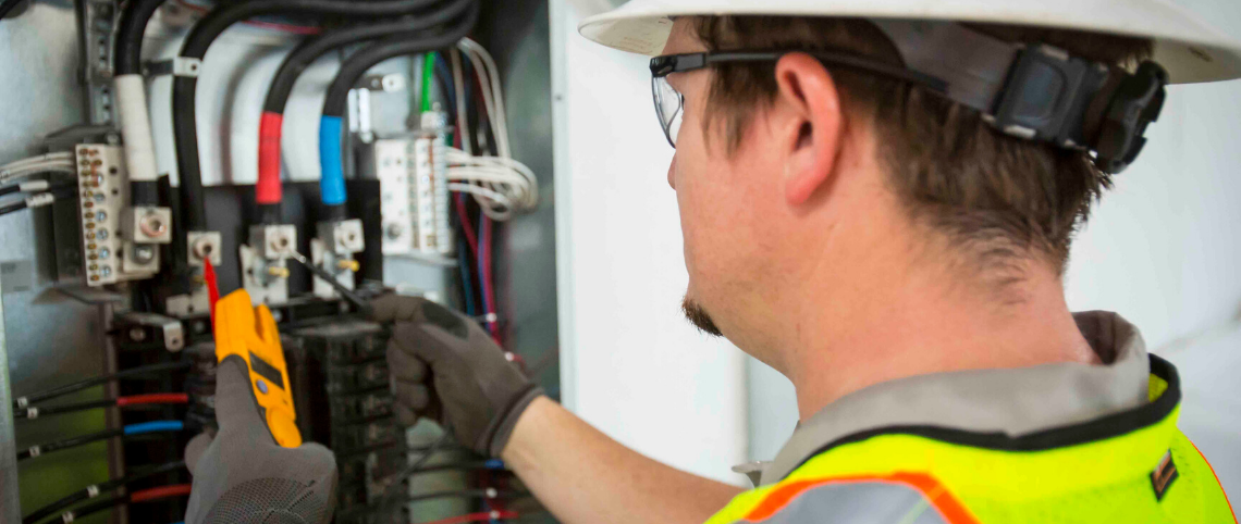 4 Warning Signs Your Premises Are Due For Electrical Maintenance Mark ...